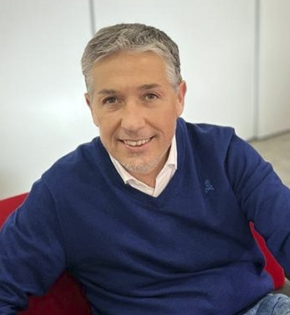 Roberto Dubón – Revolution Banking